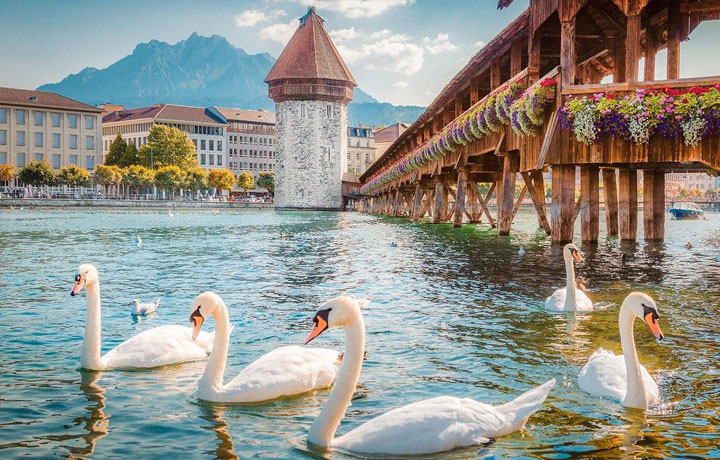 LUCERNE VÀ CẦU GỖ CHAPPELBRÜCKE – HÌNH ẢNH BIỂU TƯỢNG